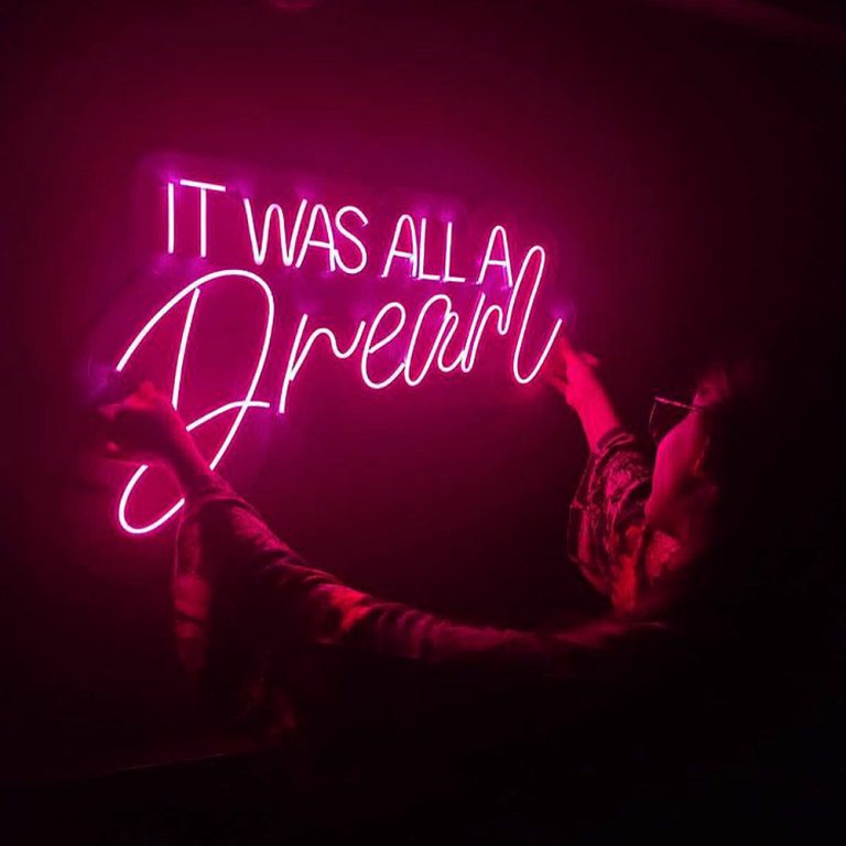 NEOGON - The Neon Store | Customized Neon Signs Pakistan | Urgent Neon ...